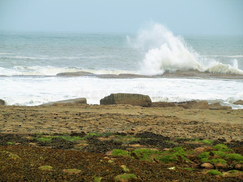 Filey Brig Waves Crashing Onto the Rocks. Stock Image - Image of ...