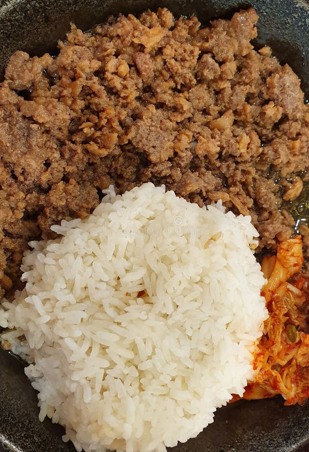 Filipino Food: White Rice and Beef Adobo Stock Image - Image of lunch ...