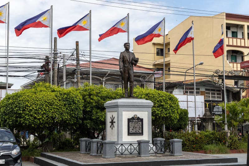 Filippinerna Hero Emilio Aguinaldo Monument I Malolos Arkivfoto - Bild ...