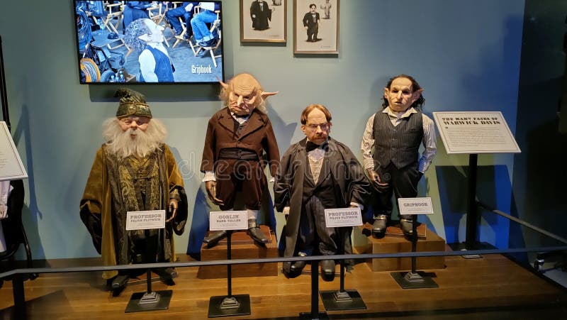 Filius Flitwick and Unci Unci. the Making of Harry Potter. Warner Bros ...