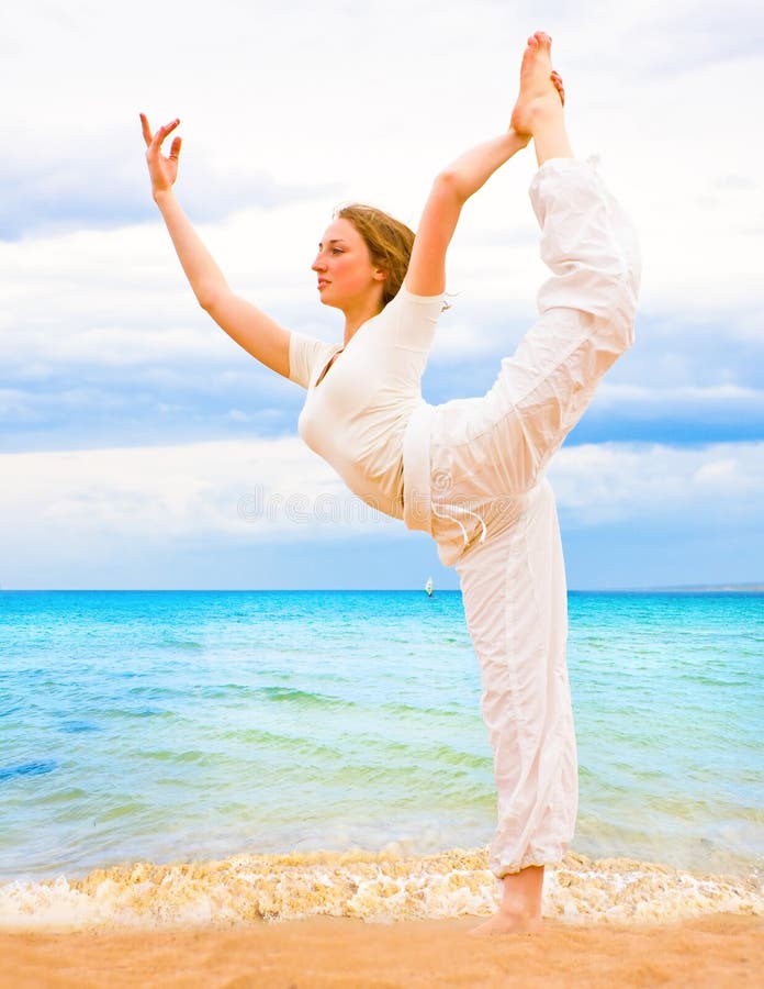 Fille active photo stock. Image du femme, fille, été - 10375638