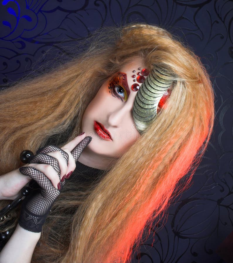 Fille borgne image stock. Image du décoratif, amusement - 32405397