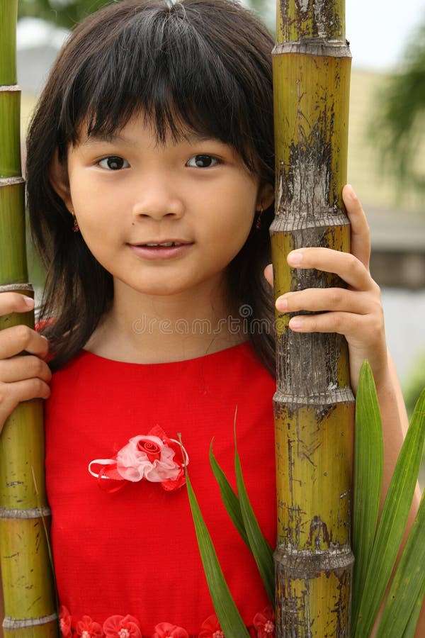 Enfant chinois heureux image stock. Image du gosse, innocence - 7002021