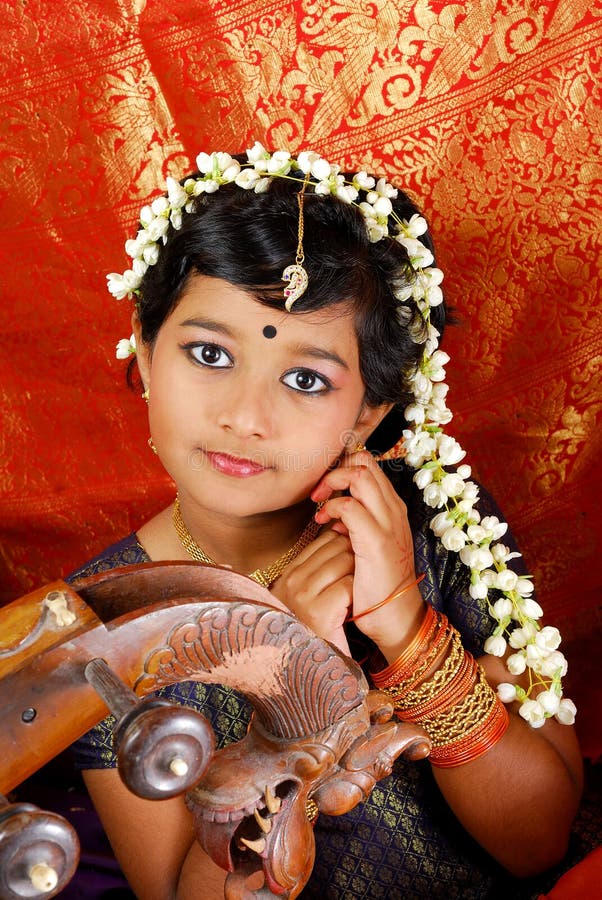 Jeune Fille Indienne Photographie éditorial Image Du Jeune 26140887