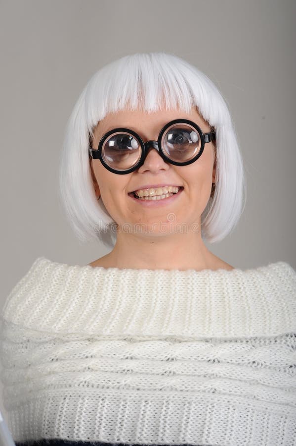 Fille intelligente image stock. Image du adulte, personne - 17833203