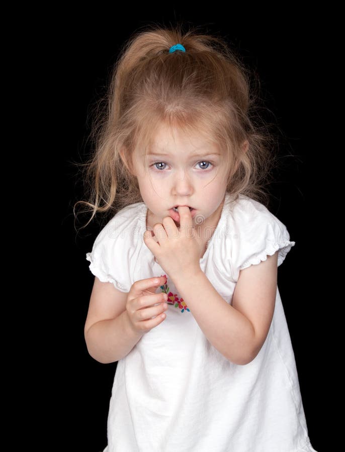 Petite fille timide image stock. Image du yeux, fille - 13888929