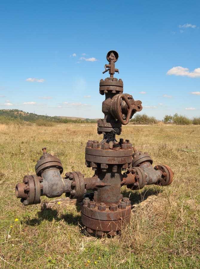 Wellhead stock photo. Image of petroleum, gauge, pipe - 19142350