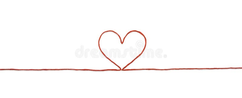 Filo Rosso E Cuore Isolati Su Fondo Bianco Immagine Stock - Immagine di ...