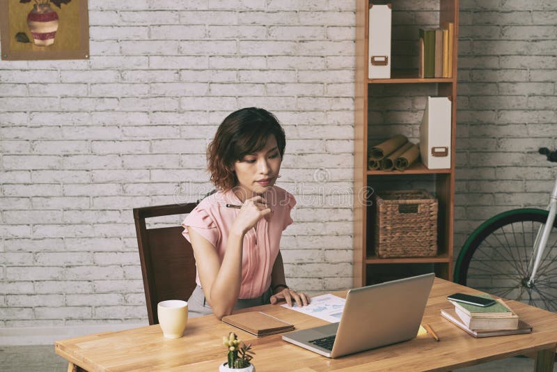 Financial manager stock photo. Image of lady, working - 80728374