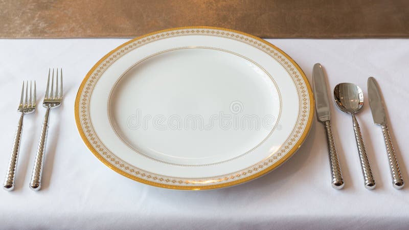 Fine Dining Table Arrangement Stock Photo - Image of fancy, background ...