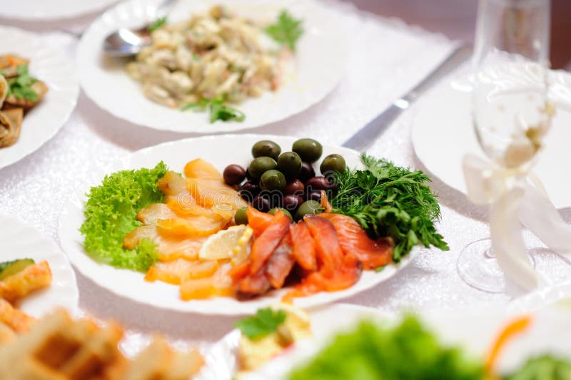 Fine Restaurant Dinner Table Stock Photo - Image of elegant, empty ...