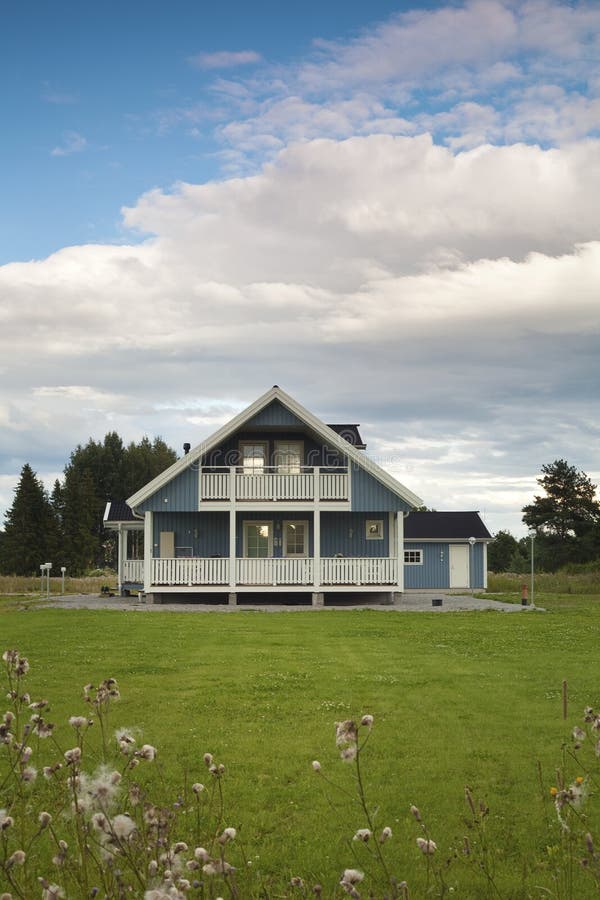 Finnish house stock image. Image of door, nature, culture - 20868979