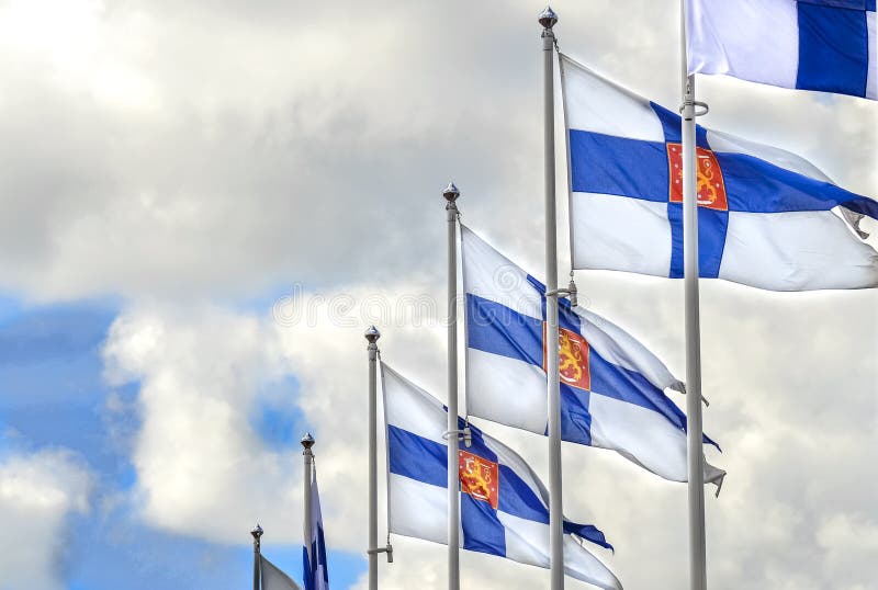 Finska flaggor fotografering för bildbyråer. Bild av tecken - 154488019
