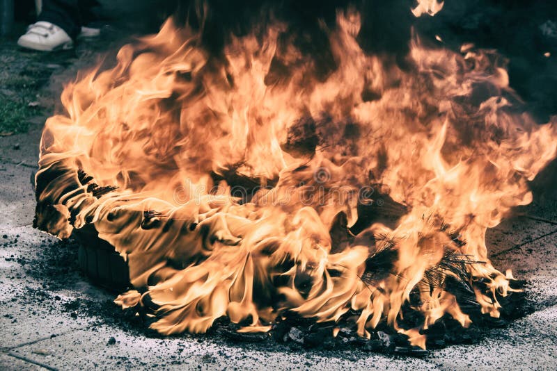 Tire burning with fire stock image. Image of burn, flag - 125135619