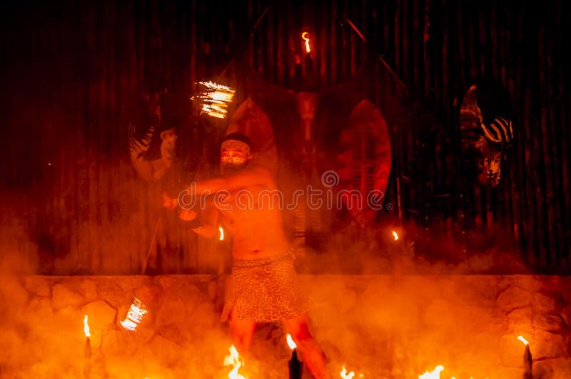 Fire Dancer editorial photo. Image of dancer, performer - 37534321