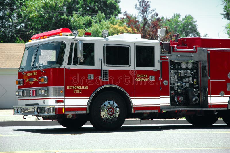 Modern fire engine editorial photography. Image of services - 23876687