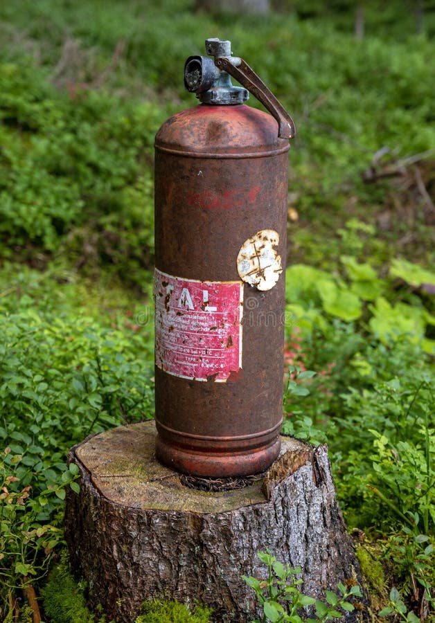 199 Rusty Old Fire Extinguisher Stock Photos - Free & Royalty-Free ...