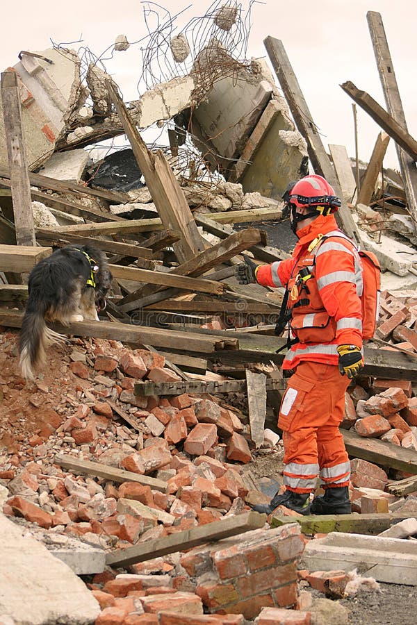 Fire fighters editorial image. Image of death, risk, rescue - 94760260