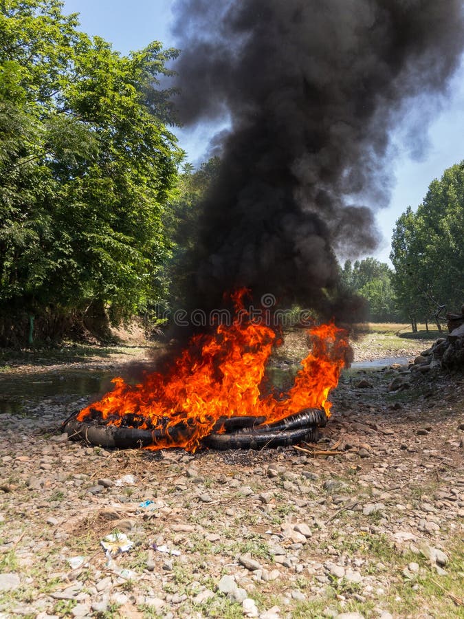359 Heavy Fire Extinguisher Stock Photos - Free & Royalty-Free Stock ...