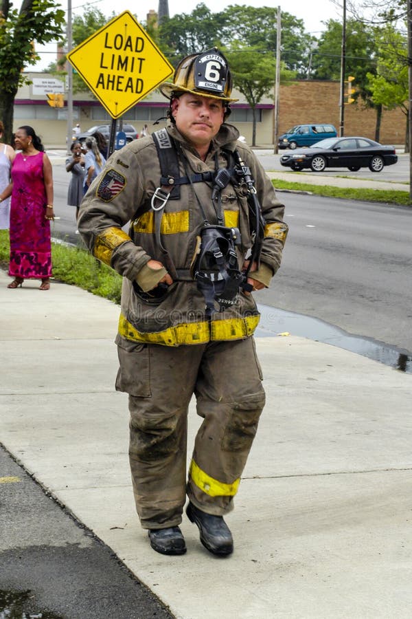 Fireman in His Work Clothes at a House Fire in Toledo, Ohio Editorial ...