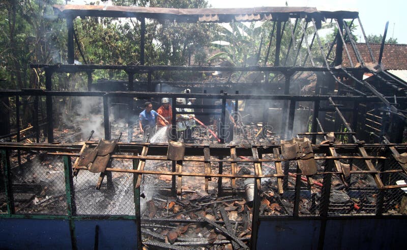 Fire editorial image. Image of java, save, people, indonesia - 32537485