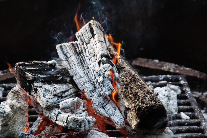 Fire Pit Burning Logs To Ash Stock Image - Image of heat, texture ...