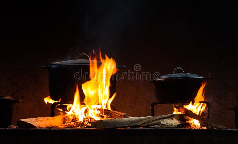 242 Cooking Pots Over Fire Stock Photos - Free & Royalty-Free Stock ...