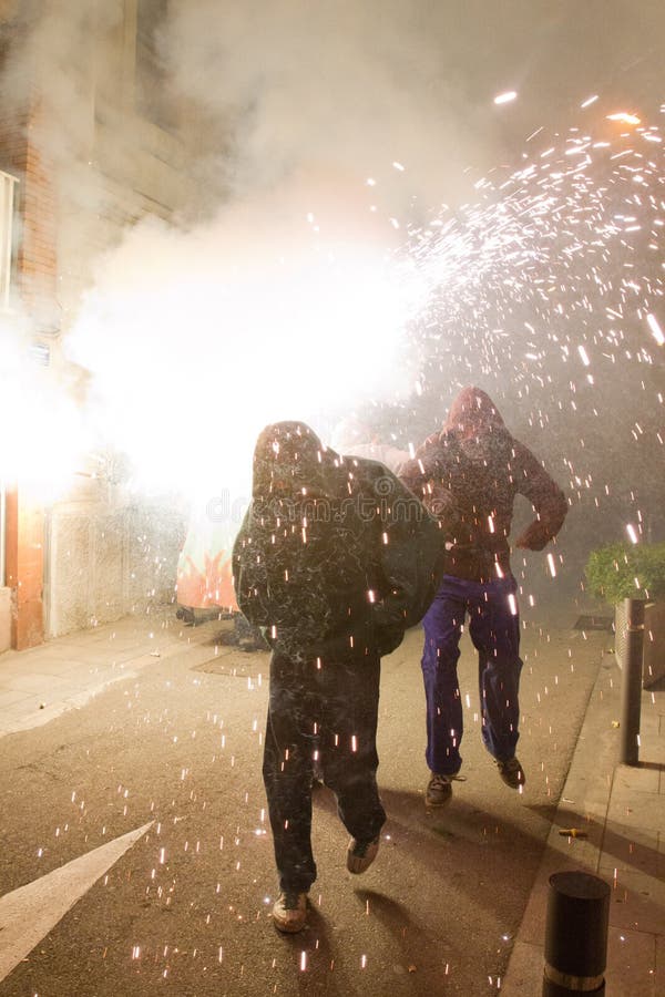 Fire Run editorial photography. Image of custom, catalonia - 20960077