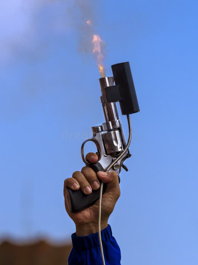 Icon Start Gun Stock Photos - Free & Royalty-Free Stock Photos from ...