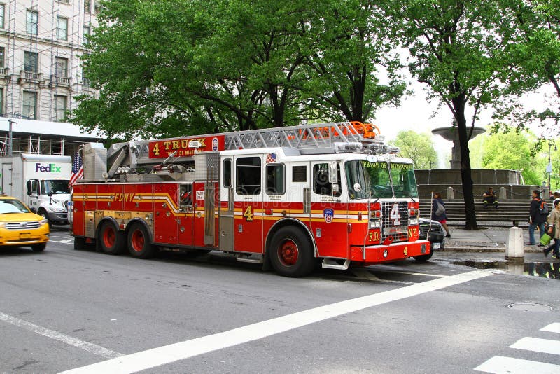 Fire Truck in New York City Editorial Image - Image of downtown, fire ...