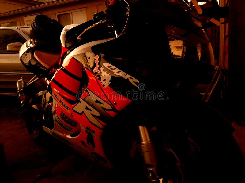 Fireblade honda custom editorial image. Image of tire - 218840945