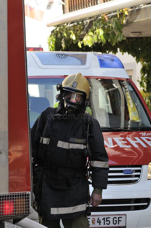 Fire in centre of Ottawa editorial photo. Image of start - 195297416