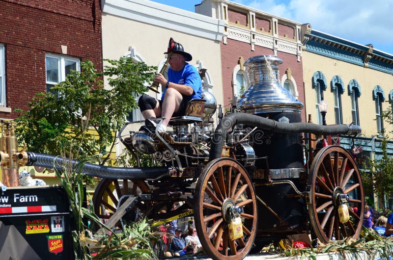 Old fashioned fire engine editorial photography. Image of caucasian ...