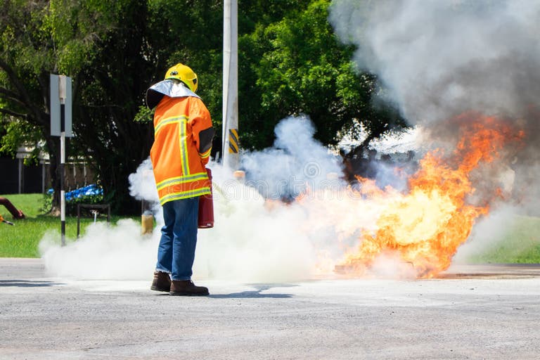 Firefighter Training,Instructor Training How To Use a Fire Hose ...