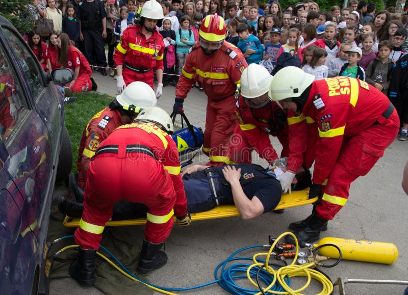 Firefighters Helping Victim Editorial Photography - Image of heroes ...
