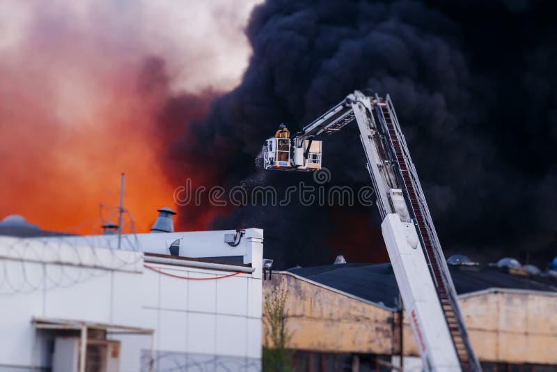 Firefighters Use Telescopic Tower during Massive Large Blaze Fire ...