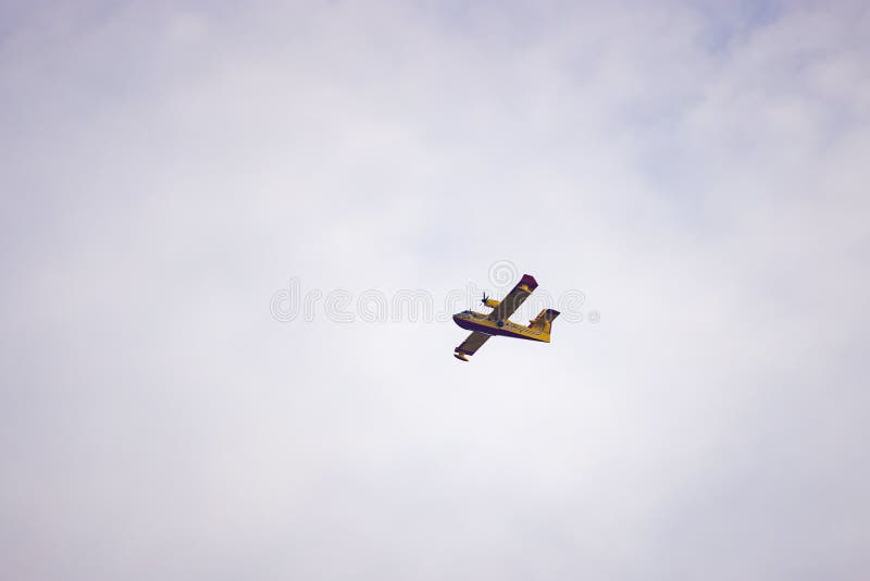 Firefighting Airplane with Water Stock Image - Image of lake, woodland ...