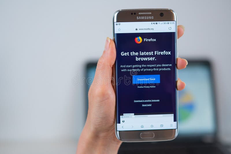 FireFox Web Site Opened on the Mobile Editorial Image - Image of ...