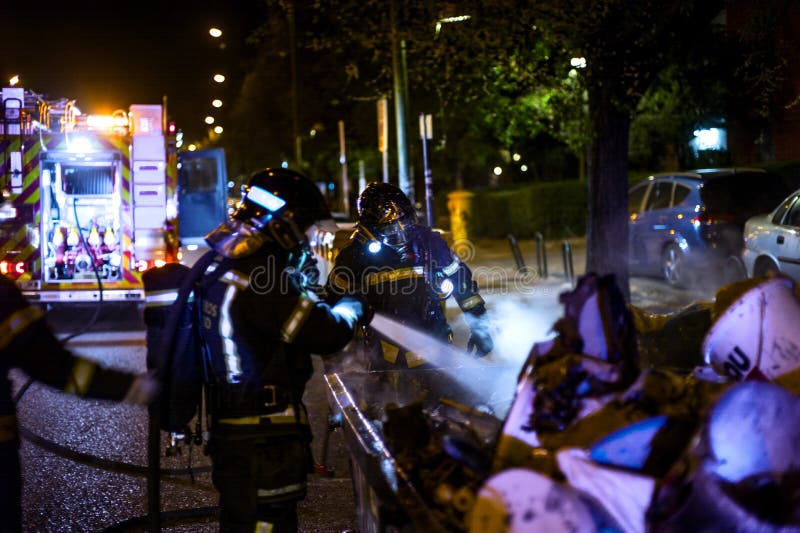 The Firemen Work in a Night Fire. Madrid Spain Editorial Photography ...