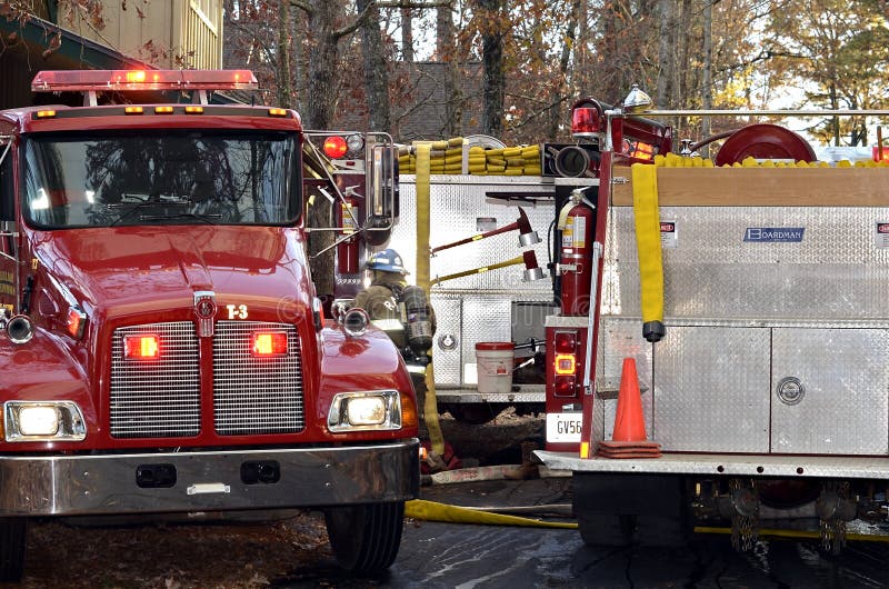 House Fire editorial photography. Image of igniting, burn - 27644877