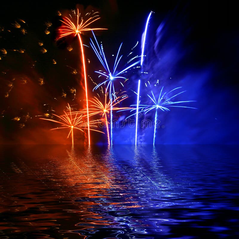 Firework Reflection in Water Stock Illustration - Illustration of glow ...