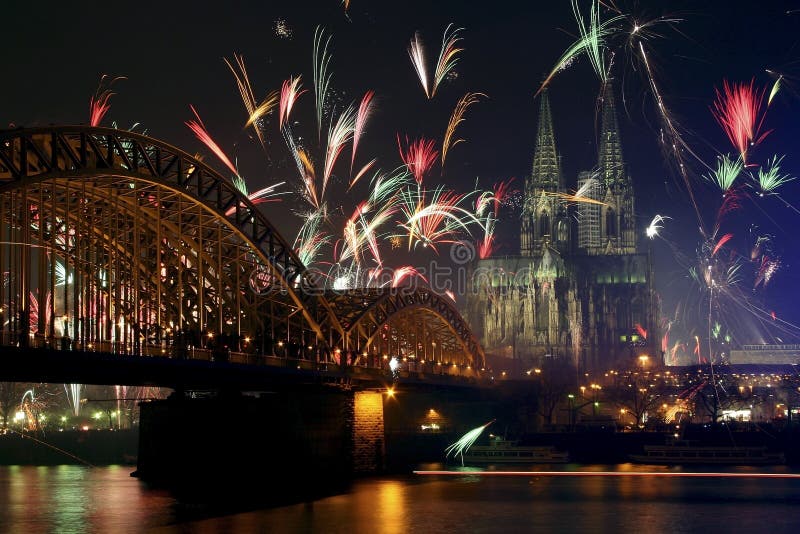 Portland Oregon, USA Fireworks. Stock Image - Image of bridge, downtown ...