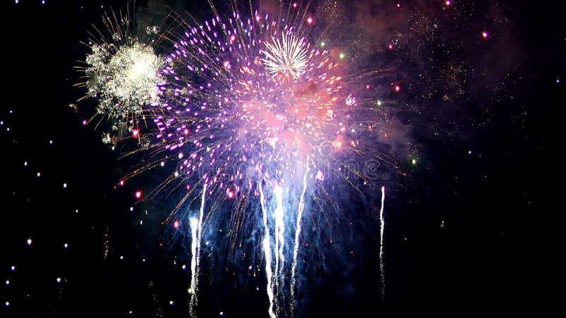 Fireworks Show - Sharp Vibrant Clean LOOP Stock Footage - Video of ...