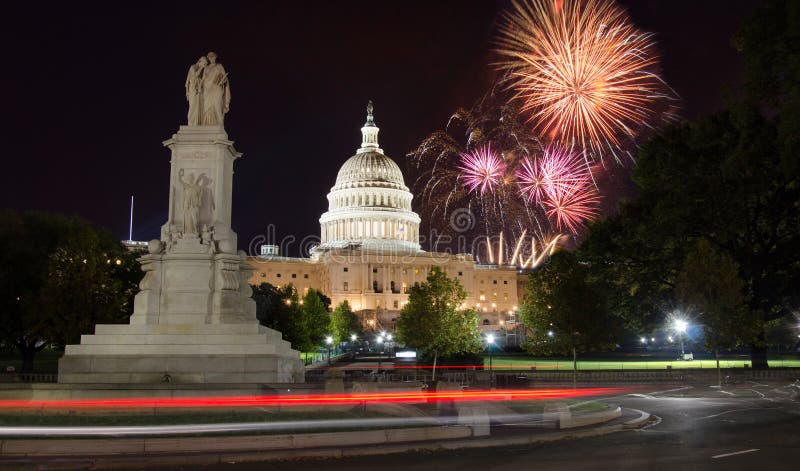 559 National Monument Fireworks Stock Photos - Free & Royalty-Free ...