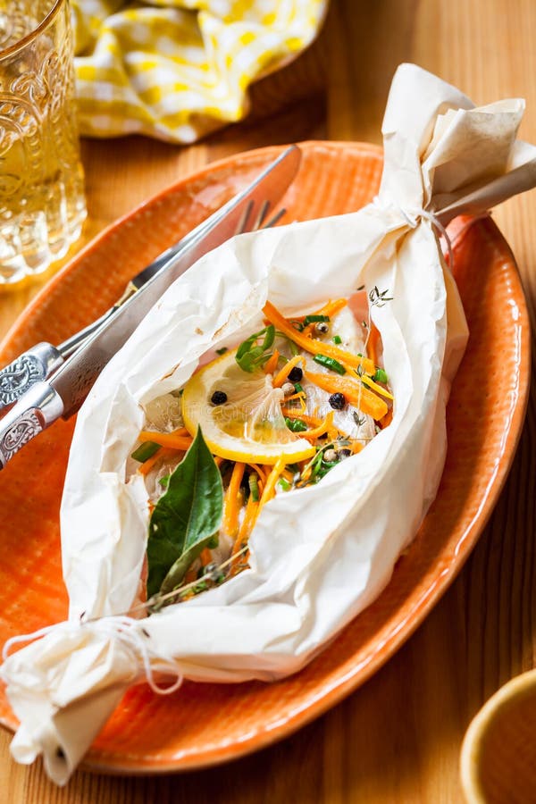 Fish Baked in Parchment Paper Stock Image - Image of meal, citrus: 42247947