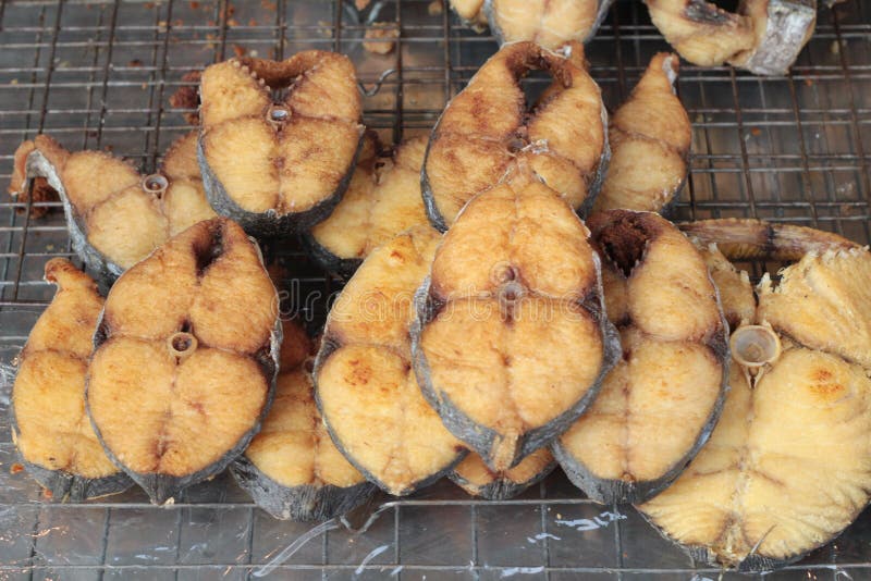 Fish Fried is Delicious in the Market. Stock Image - Image of fried ...