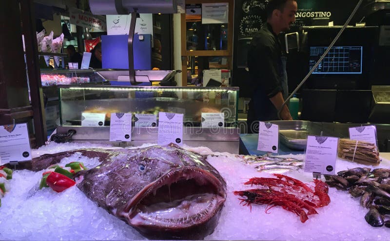 Fish Market in Madrid, Spain Editorial Photo - Image of gourmet, dinner ...