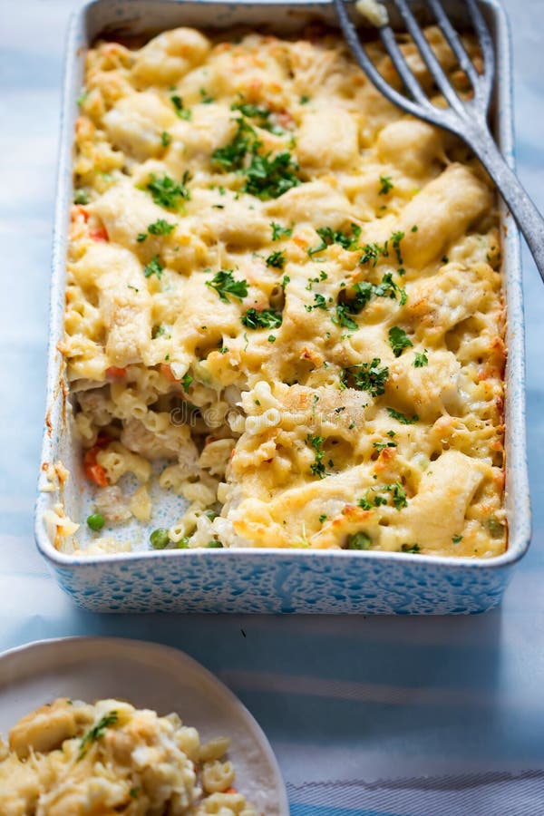 Fish Pie Mac â€™nâ€™ Cheese with Cod, Carrot & Peas Stock Photo - Image ...