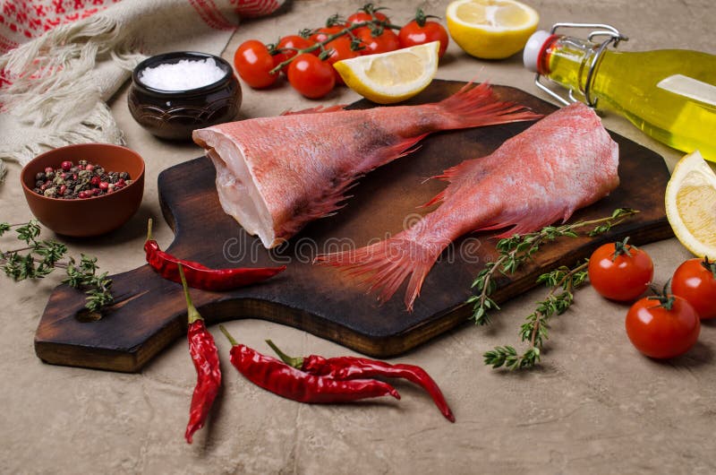 Fish raw snapper stock photo. Image of diet, organic - 140699000