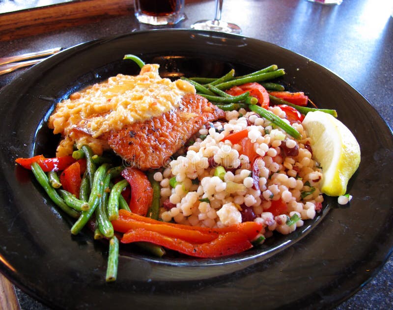 Fish steak and vegetable stock image. Image of fish, grilled - 32939273